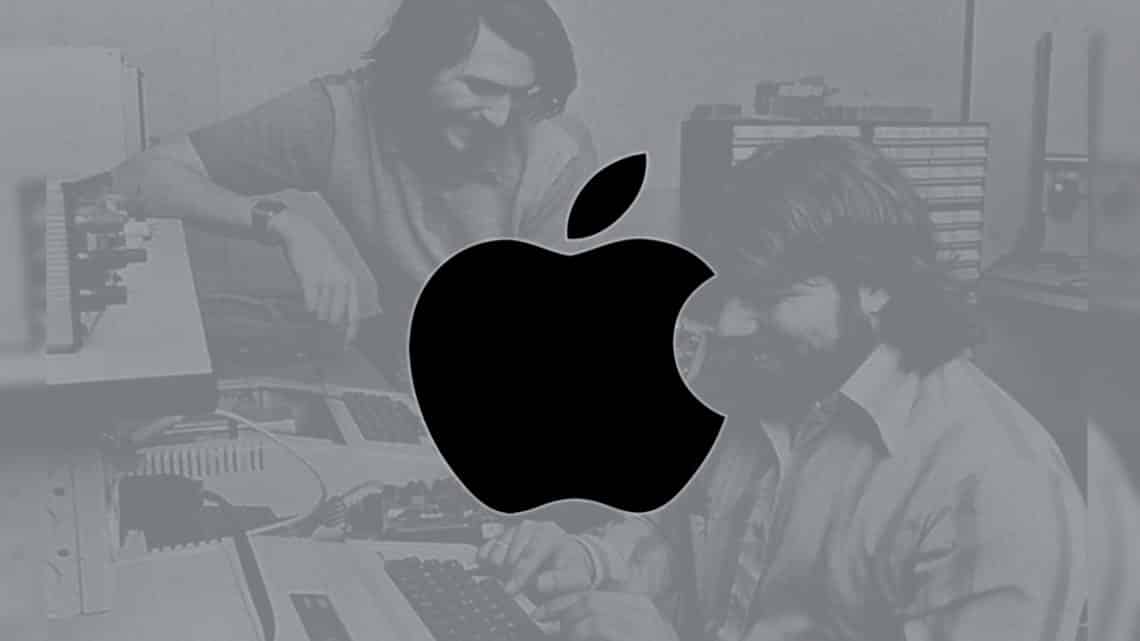 How did Apple become World's First $1 trillion company?