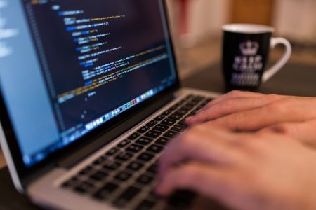 5 Ways For Beginner Programmers to Make Money Online