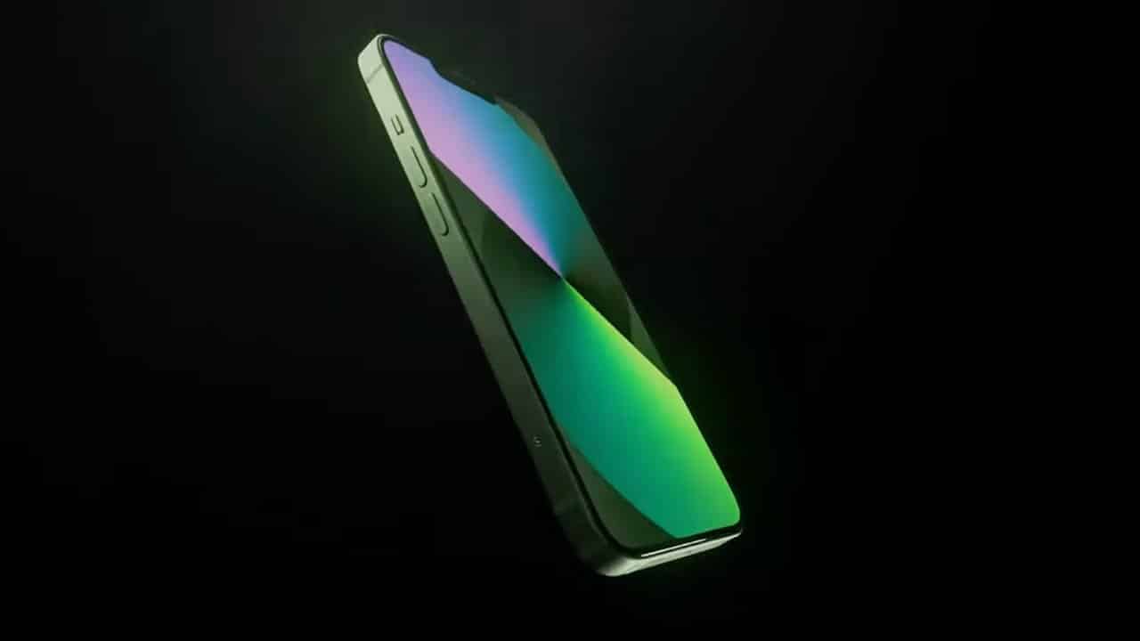 Apple Released iPhone 13 In Green Finish